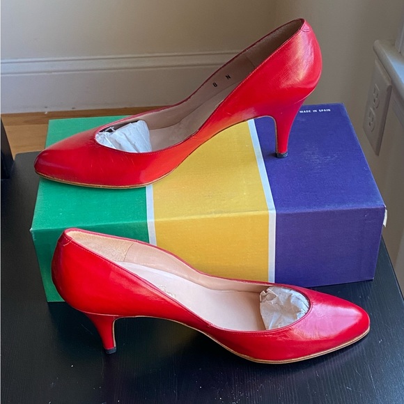 Pappagallo | Shoes | Vintage Pappagallo Pumps Womenssize 8n Leather ...